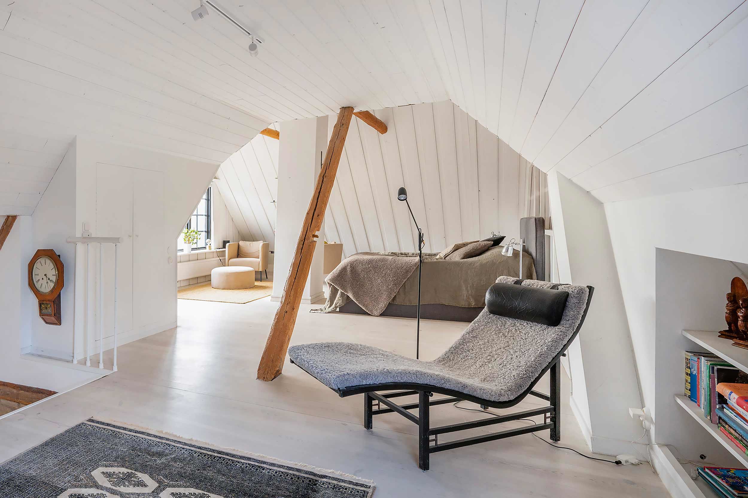 Ett hem i vacker miljö med extra allt | Bovision