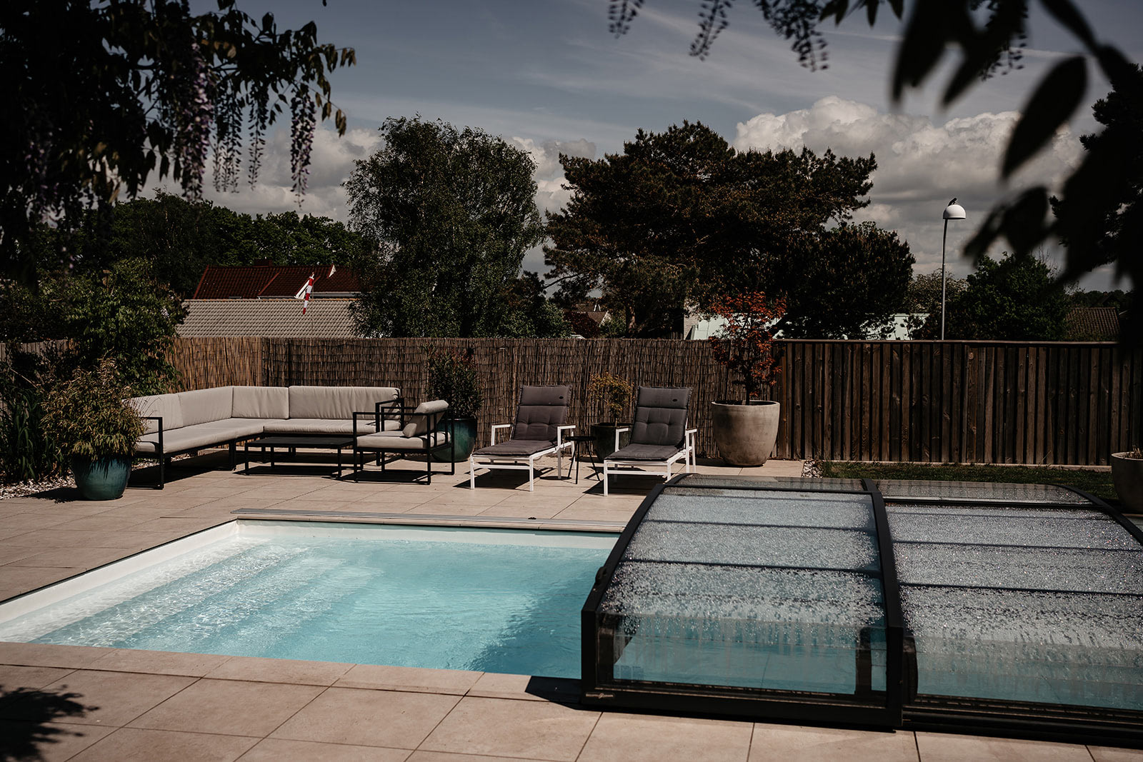 Pooltak och poolskydd - för ökad säkerhet och förenklad skötsel | Bovision